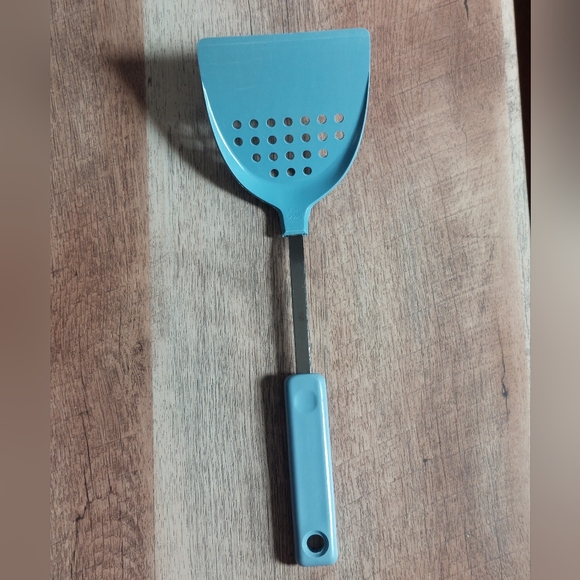 Ecko Unlimited | Kitchen | Ekco Nylon Spatula Drain Hole Scoop Metal ...
